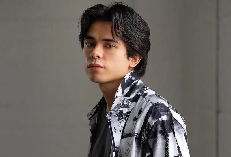 Alyson Stoner Biography, Age, Wiki, Height, Weight, Boyfriend, Family ...